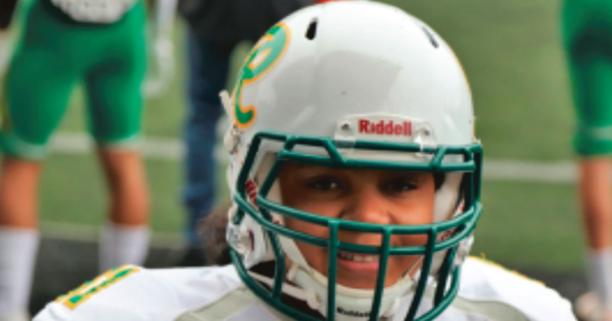 Aliana Santana 1st RHS Female Football Player in Years – The Roosevelt News